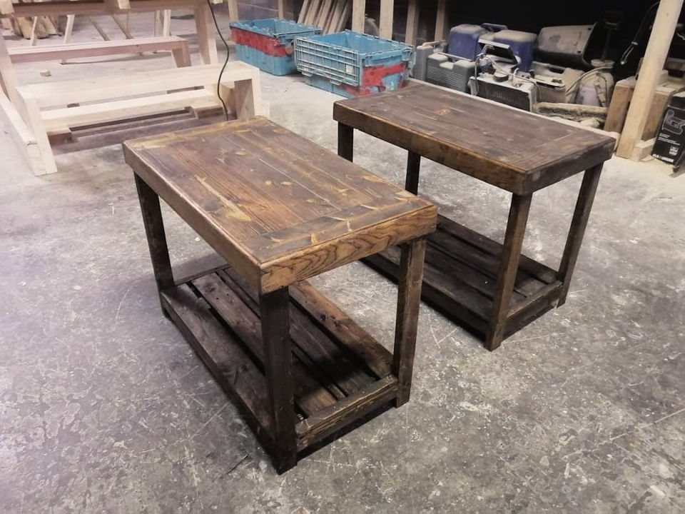 20 Free Pallet Side Table Plans - Pallet End Table - Blitsy
