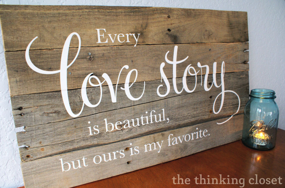 40 Wood Pallet Sign Ideas You Can DIY - Blitsy
