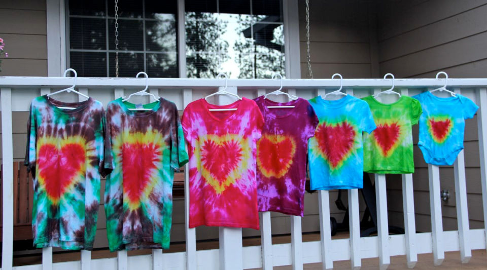 25 Heart Tie Dye Patterns (How to Heart Tie Dye Shirt)