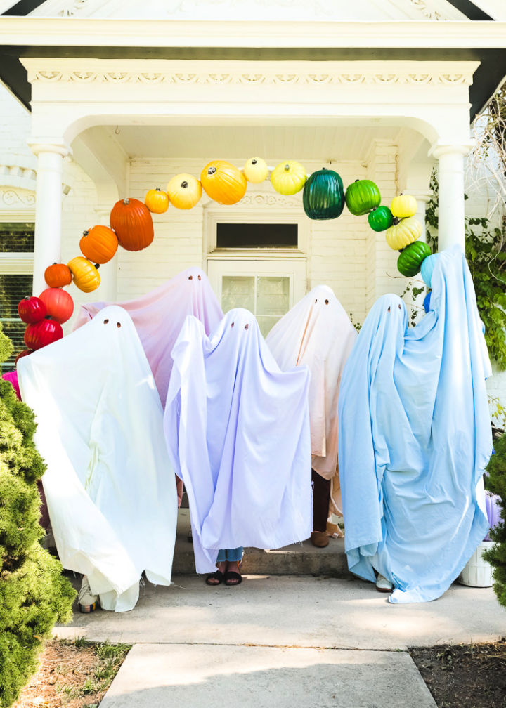 40 Easy Family Halloween Costumes: Family Costume Ideas