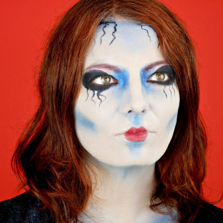 25 Zombie Makeup Ideas for Halloween - Blitsy