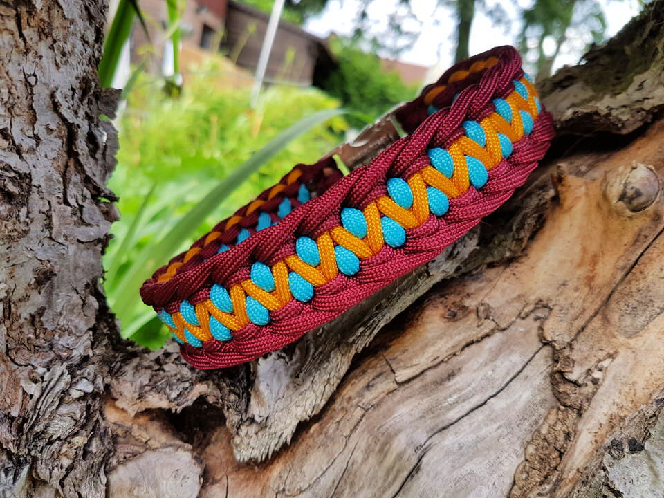 25 DIY Paracord Dog Collar Patterns (Step by Step) - Blitsy