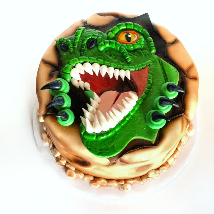 25 Amazing Dinosaur Cake Ideas - Blitsy