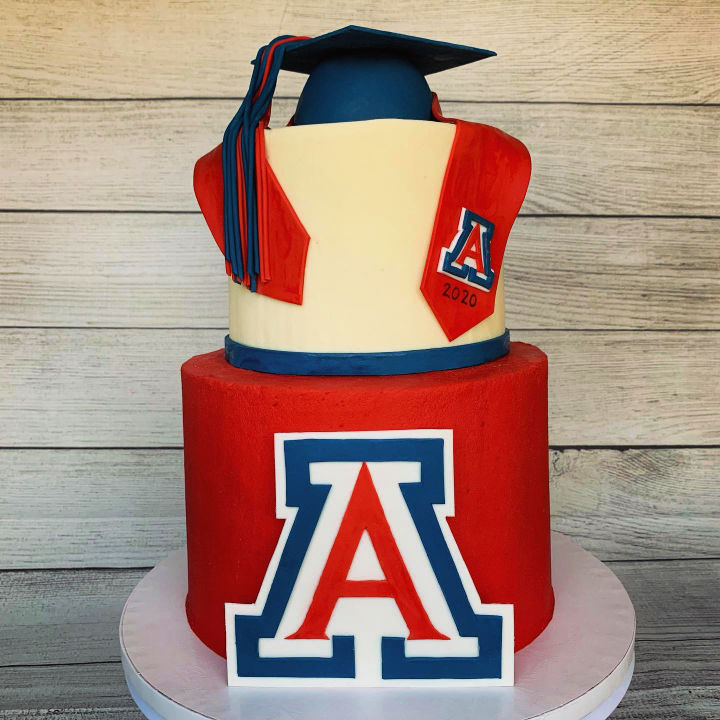 25 Creative Graduation Cake Ideas and Designs - Blitsy