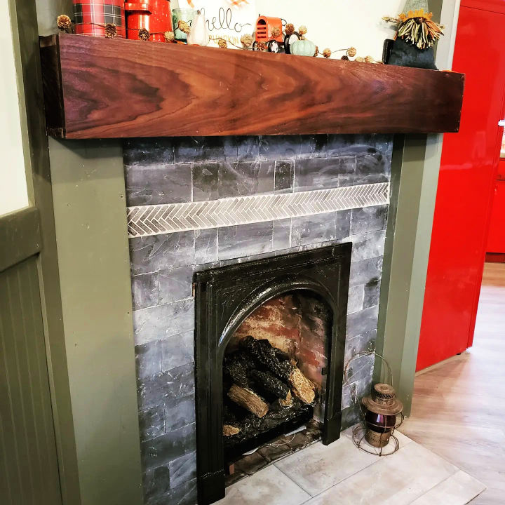 30 Fireplace Tile Ideas That Are Pretty and Practical - Blitsy