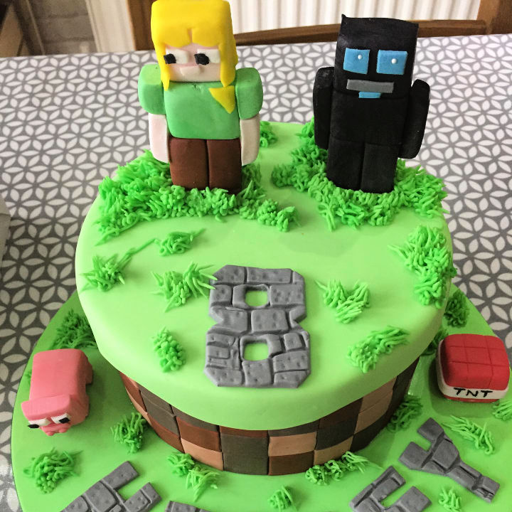 25 Creative Minecraft Cake Ideas - Blitsy
