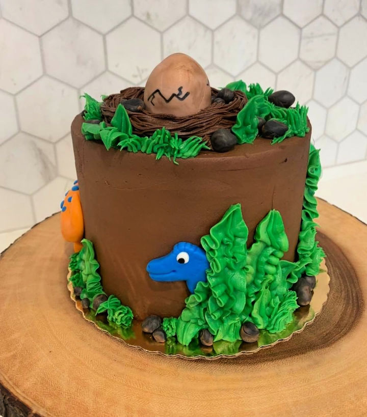 25 Amazing Dinosaur Cake Ideas - Blitsy