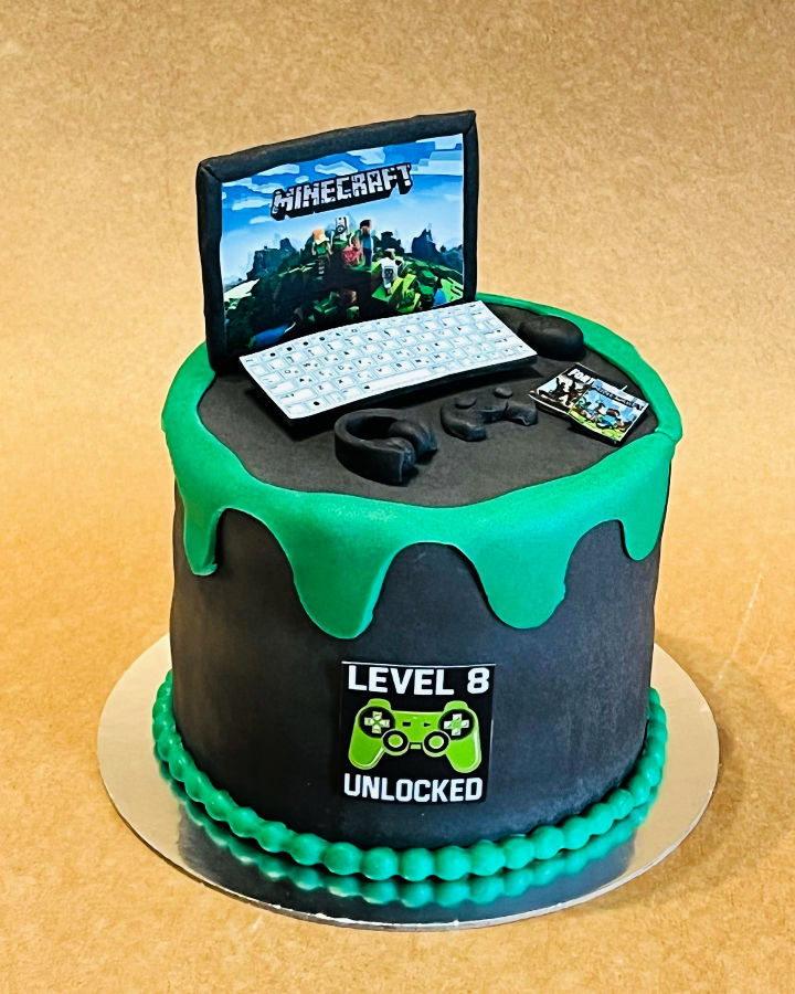 25 Creative Minecraft Cake Ideas - Blitsy