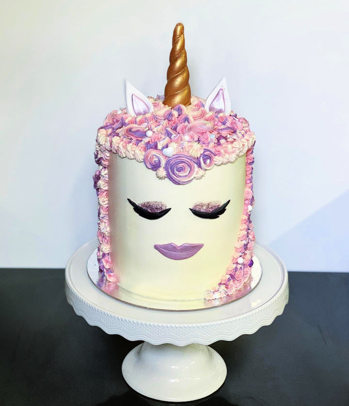 25 Pretty Unicorn Cake Ideas - Blitsy