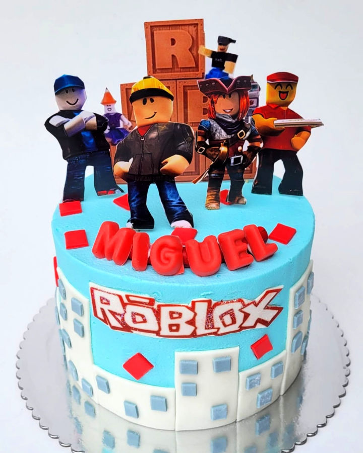 20 Creative Roblox Cake Ideas - Blitsy