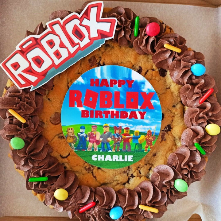 20 Creative Roblox Cake Ideas - Blitsy