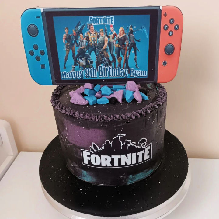 25 Remarkable Fortnite Cake Ideas - Blitsy
