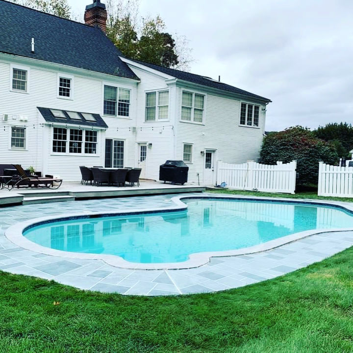 25 Inspiring Pool Deck Ideas - Blitsy