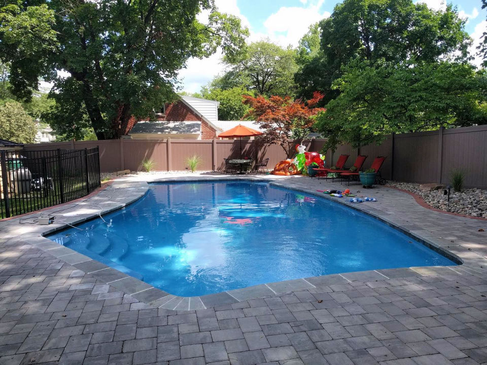 25 Inspiring Pool Deck Ideas - Blitsy