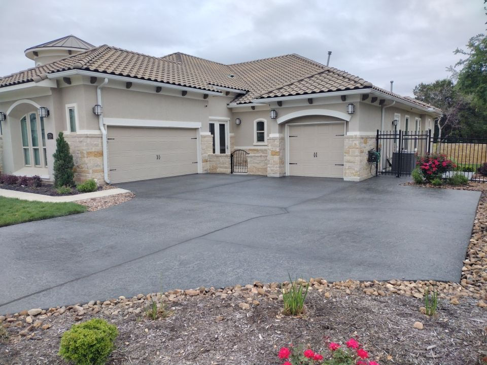 DIY Concrete Driveway Installation - Blitsy