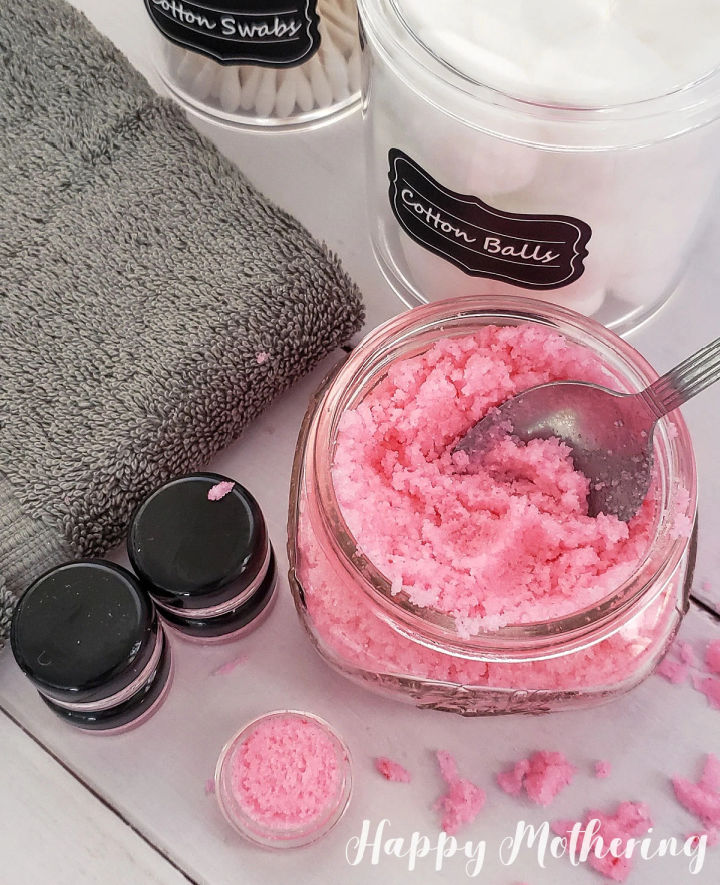 DIY Lip Scrub Recipe to Make - Blitsy