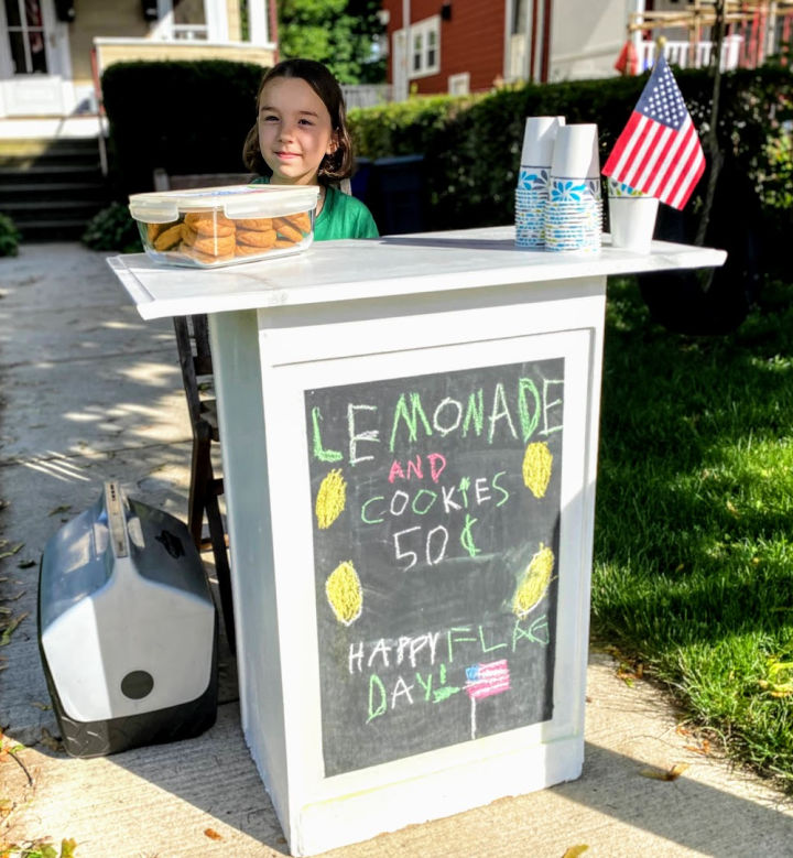 DIY Lemonade Stand for Kids - Blitsy