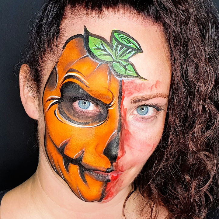 40 Easy Halloween Face Paint Ideas 2024 - Blitsy