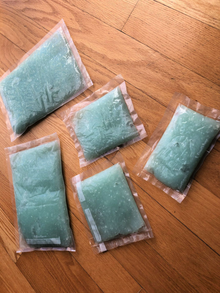 Homemade DIY Ice Pack for Quick Pain Relief - Blitsy