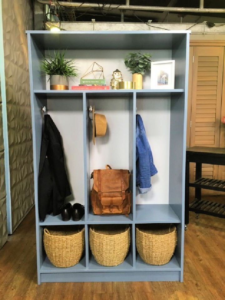 DIY Mudroom Locker Plans for Organizing Your Entryway - Blitsy