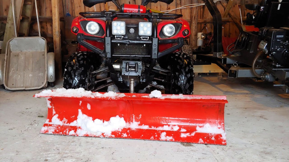 DIY Snow Plow for Clearing Driveways and Sidewalks - Blitsy