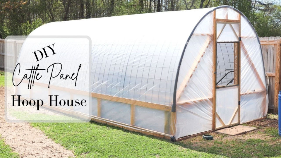 DIY Hoop House to Extend Your Growing Season - Blitsy