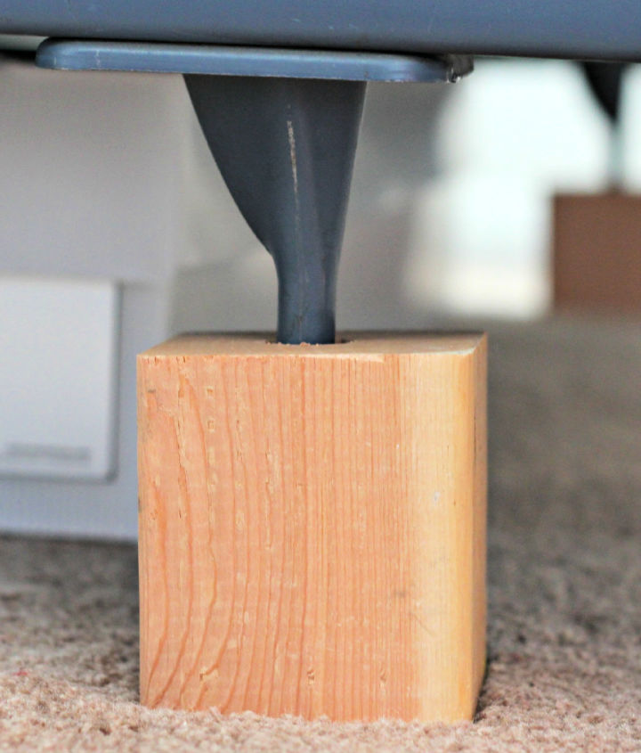 15 Easy DIY Bed Risers to Make - Blitsy