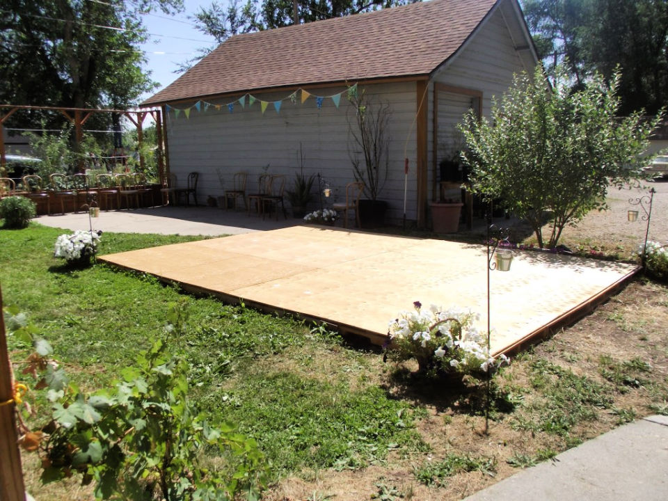 DIY Dance Floor on A Budget - Blitsy