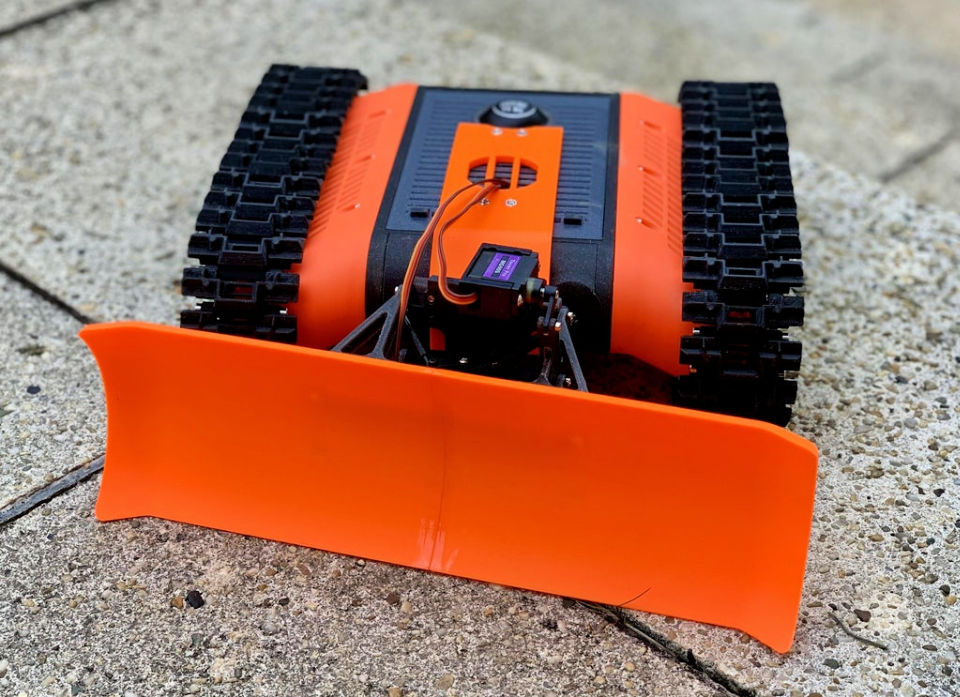 DIY Snow Plow for Clearing Driveways and Sidewalks - Blitsy