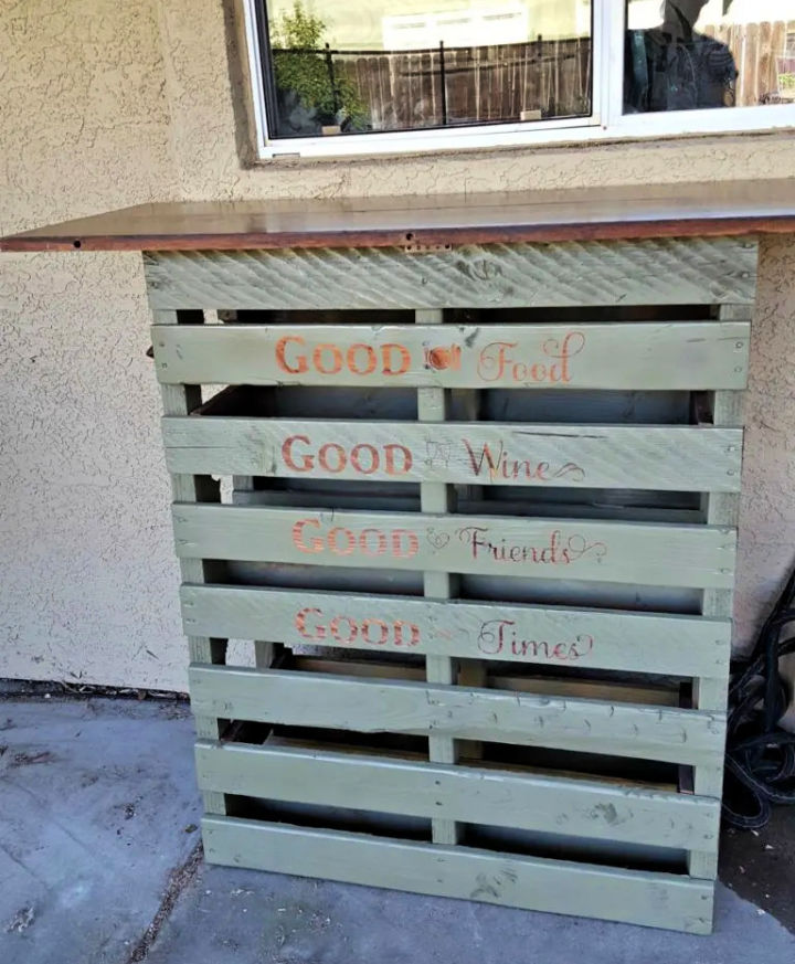 DIY Pallet Bar On a Budget - Blitsy