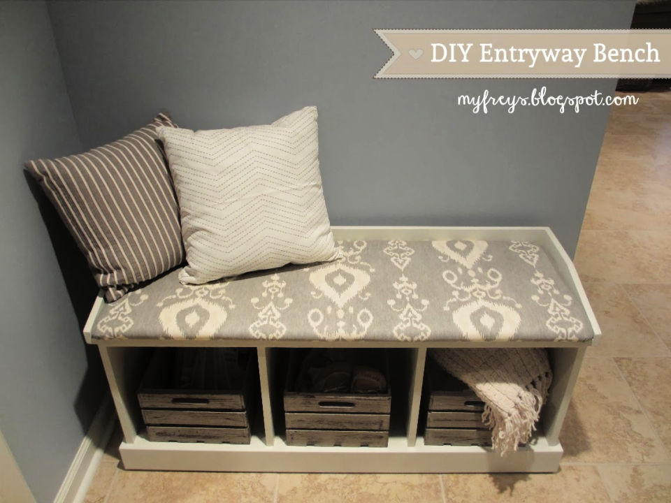 25 Amazing DIY Entryway Bench Ideas - Blitsy