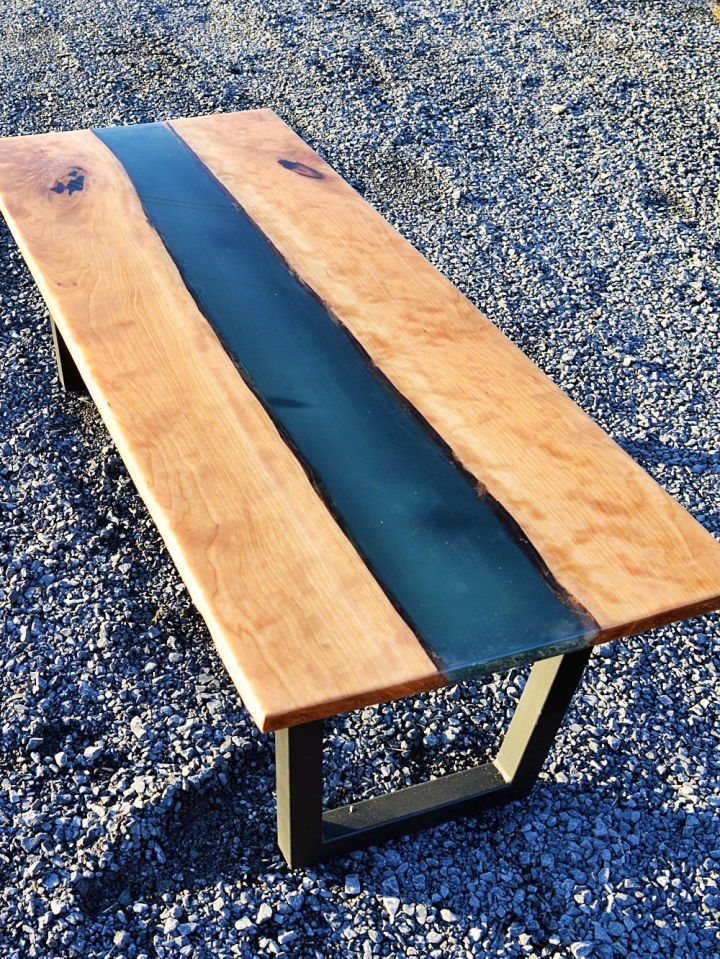 How to Make Epoxy Table - Step by Step Instructions - Blitsy
