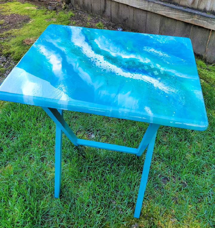 How to Make Epoxy Table - Step by Step Instructions - Blitsy