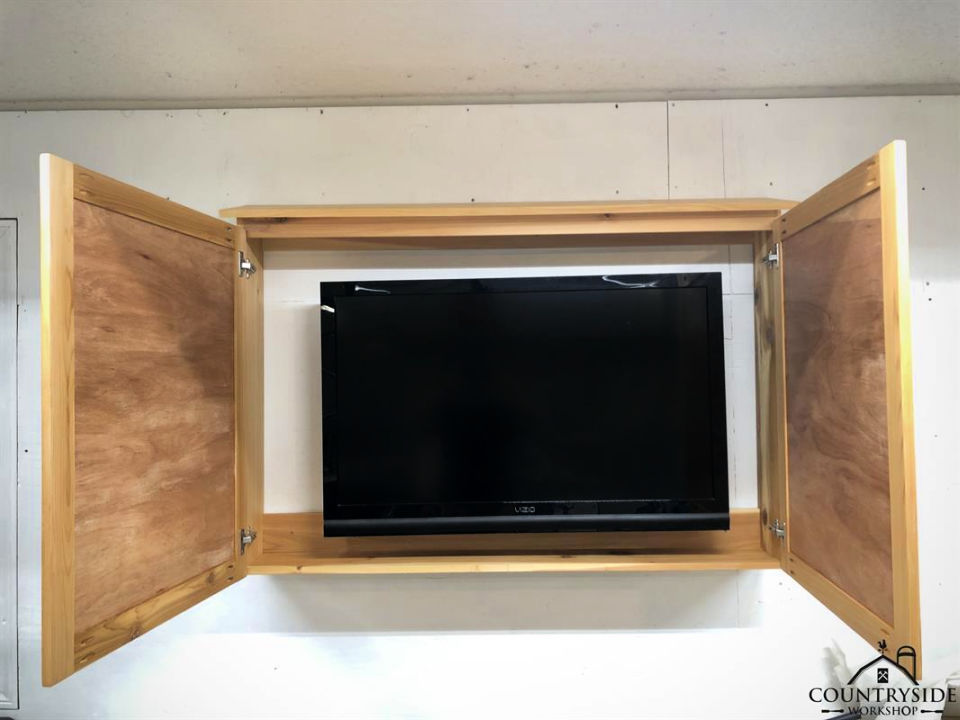 DIY Outdoor TV Enclosure To Keep Your Investment Safe - Blitsy