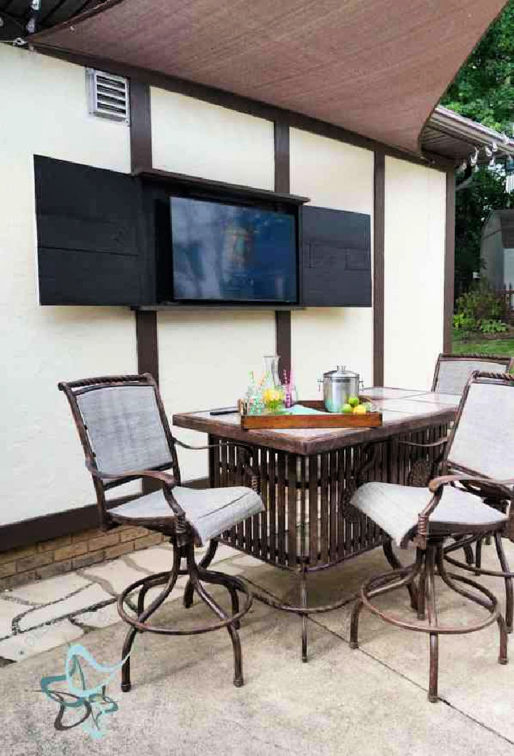 DIY Outdoor TV Enclosure To Keep Your Investment Safe - Blitsy