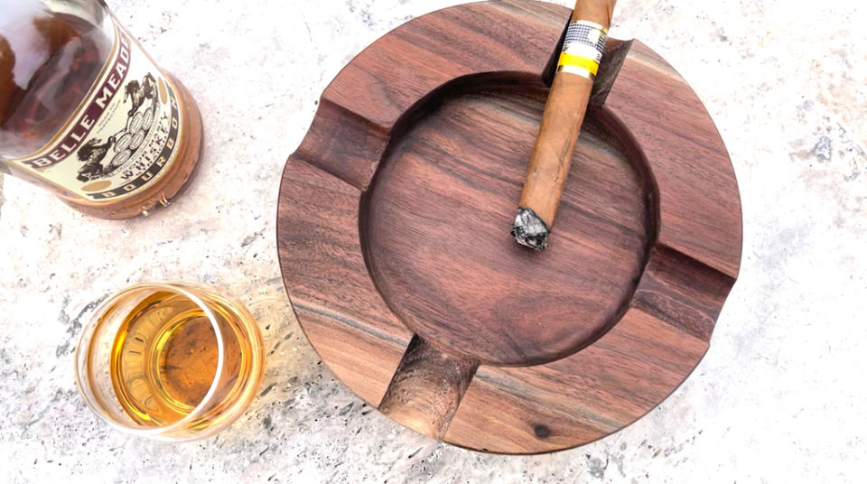 25 Unique DIY Ashtray Ideas to Make - Blitsy