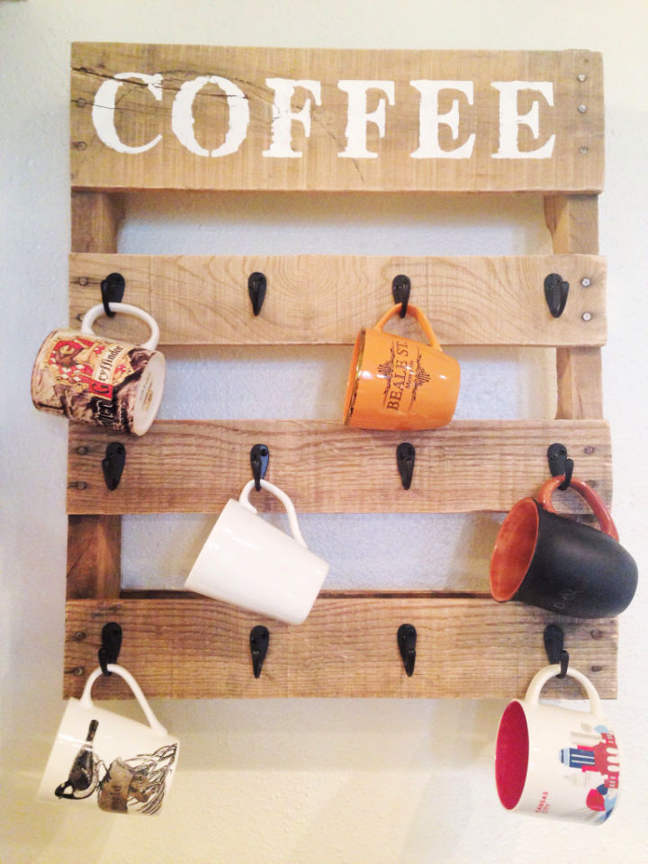 25 DIY Coffee Mug Rack and Holder Ideas - Blitsy