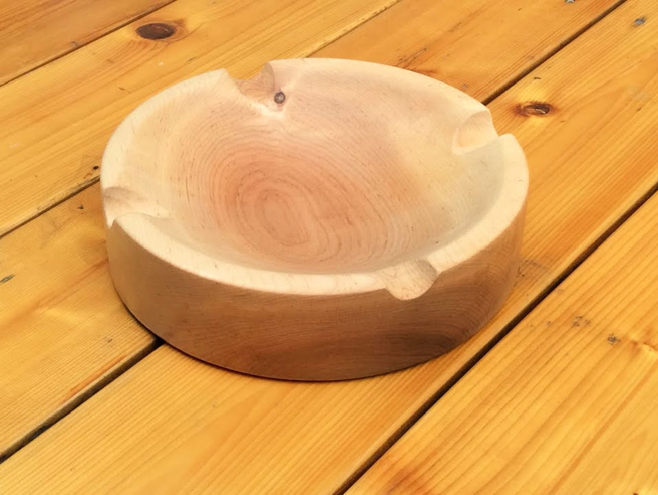 25 Unique DIY Ashtray Ideas to Make - Blitsy