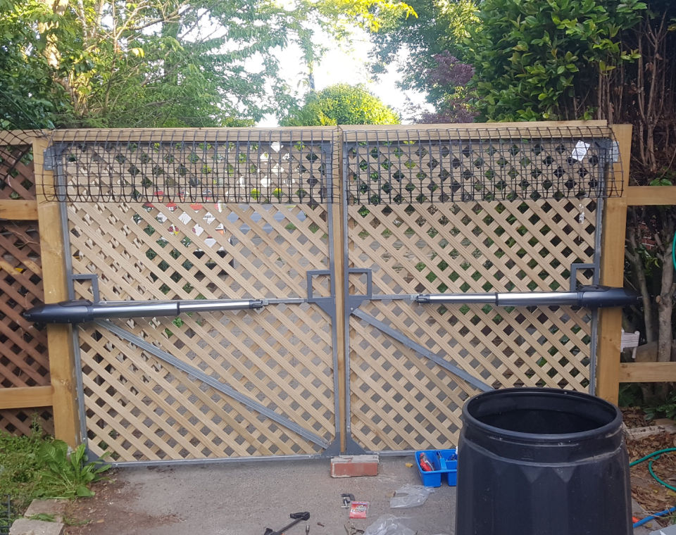 How to Build a Fence Gate - Step by Step Instructions - Blitsy