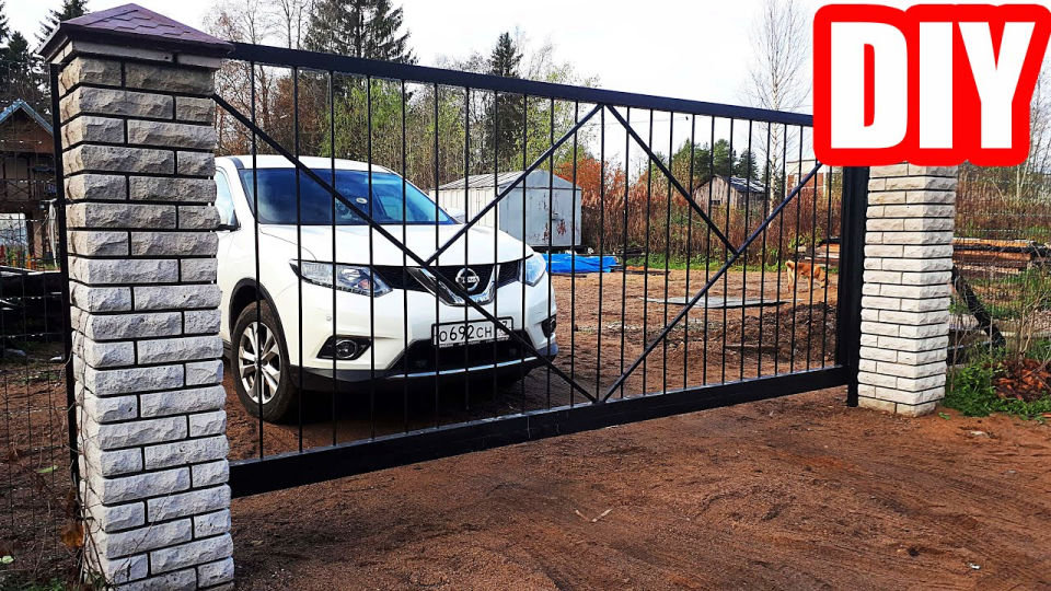 Budget Friendly Diy Sliding Gate Blitsy