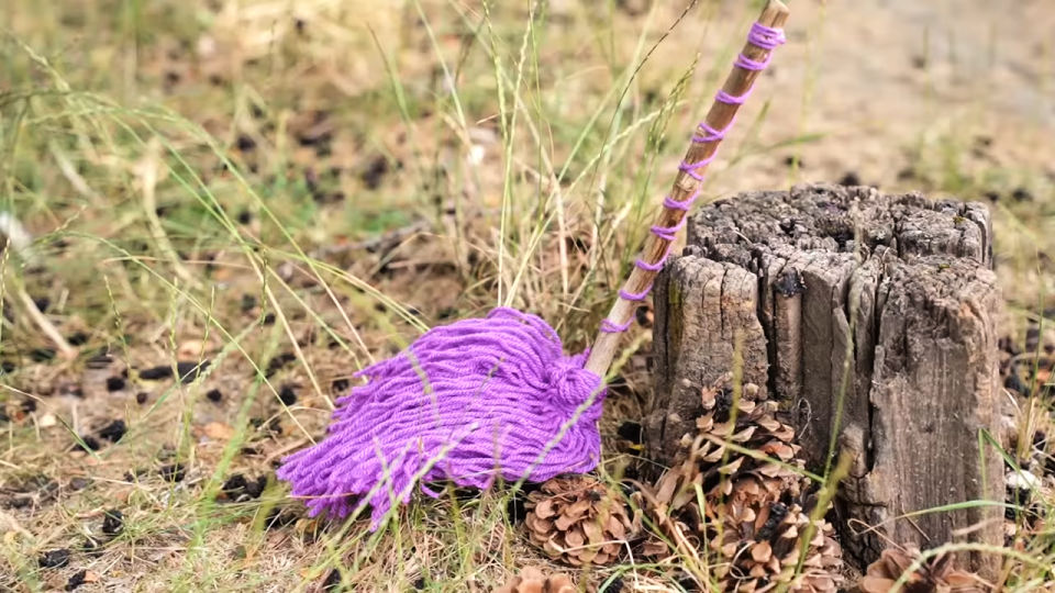 DIY Witch Broom - Step by Step Instructions - Blitsy