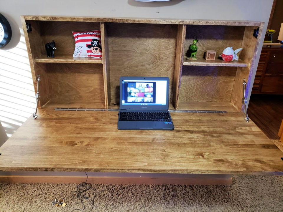 Space-Saving DIY Murphy Desk - Blitsy