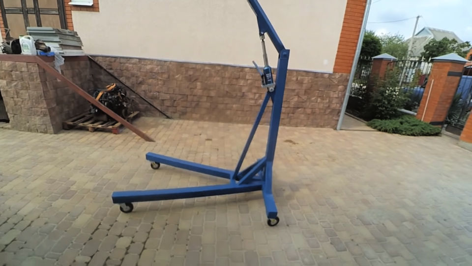 DIY Engine Hoist - Step by Step Instructions - Blitsy