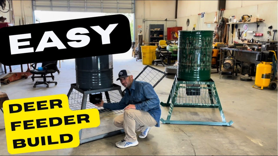 20 Homemade DIY Deer Feeder Ideas - Blitsy