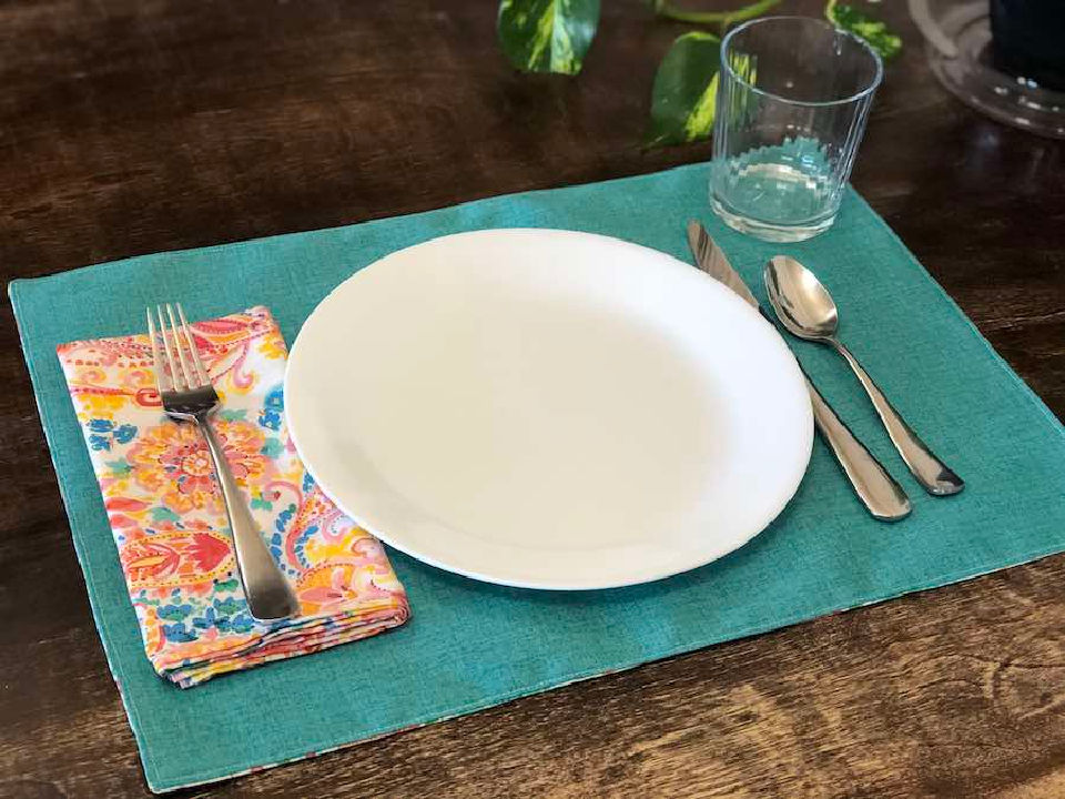 DIY Placemats - Step by Step Instructions - Blitsy