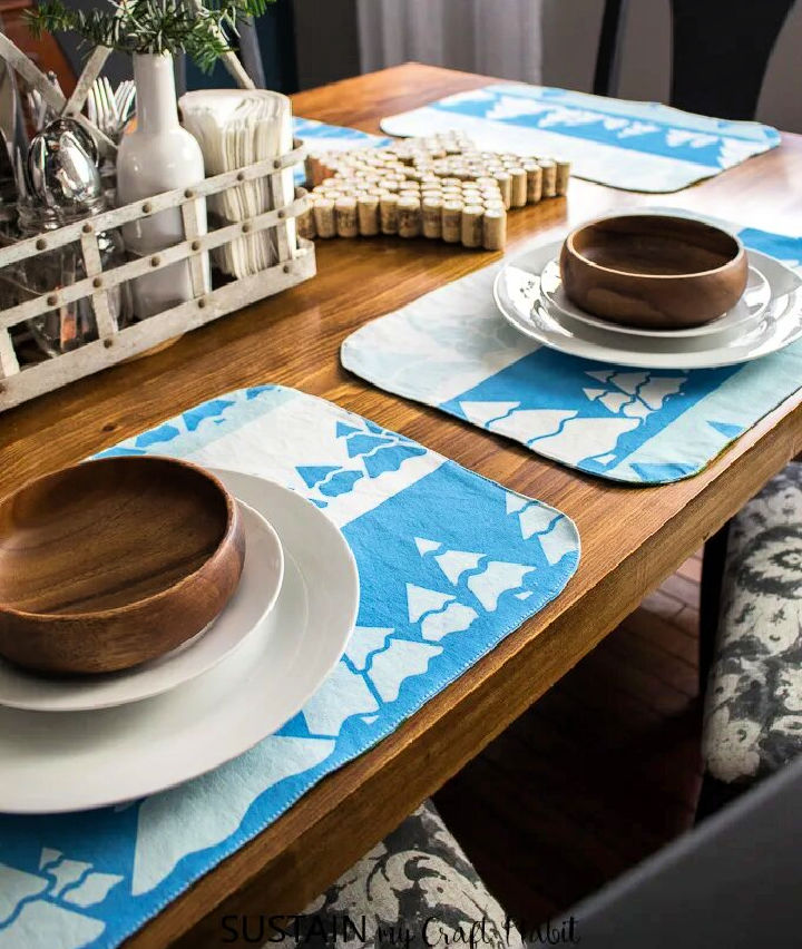DIY Placemats - Step by Step Instructions - Blitsy