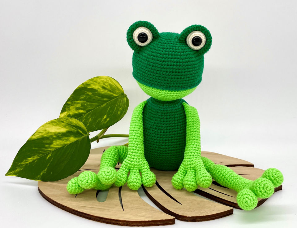 25 Free Crochet Frog Patterns (Frog Amigurumi Pattern)