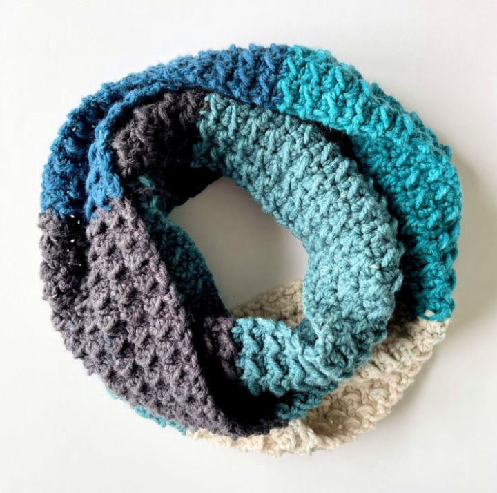40 Free Crochet Infinity Scarf Patterns (Easy PDF Pattern)