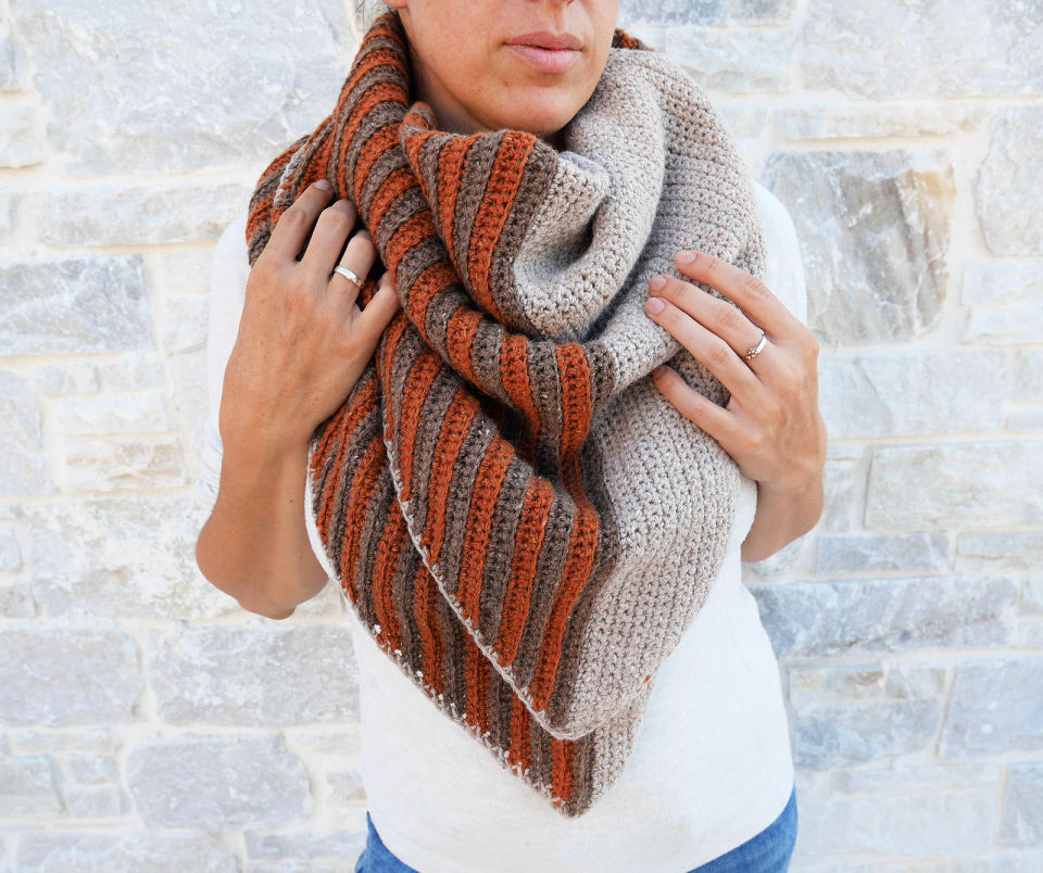 40 Free Crochet Shawl Patterns (Easy PDF Pattern)