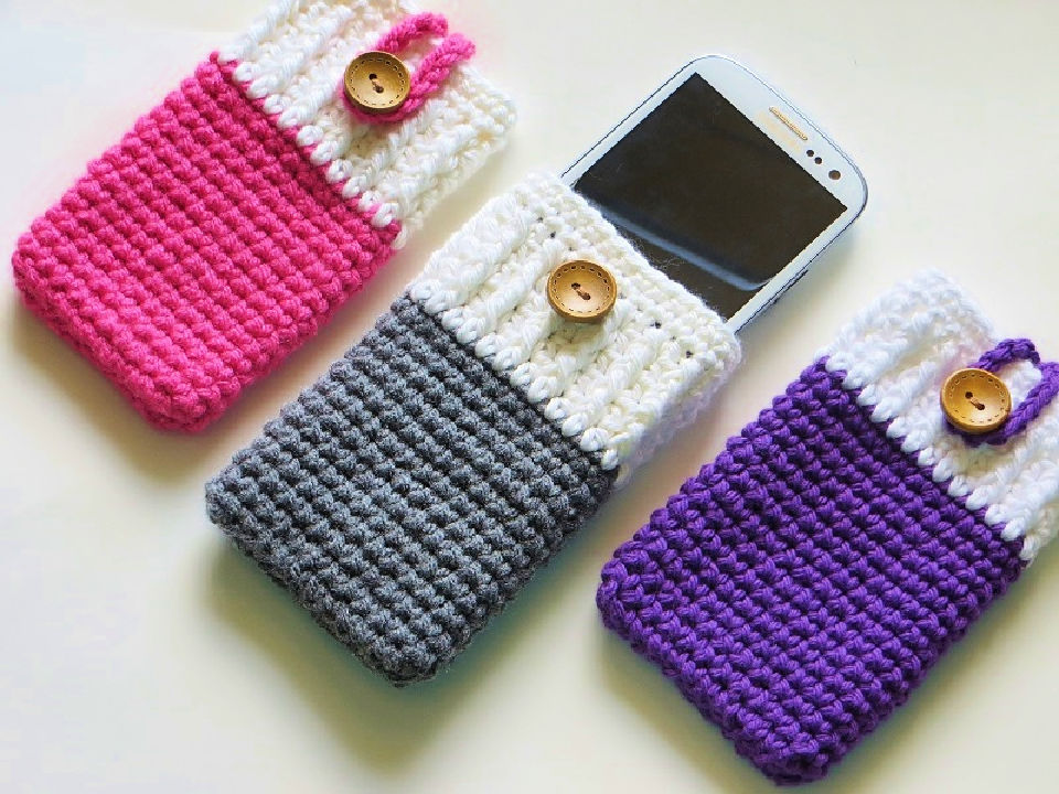25 Free Crochet Phone Case Patterns - Blitsy